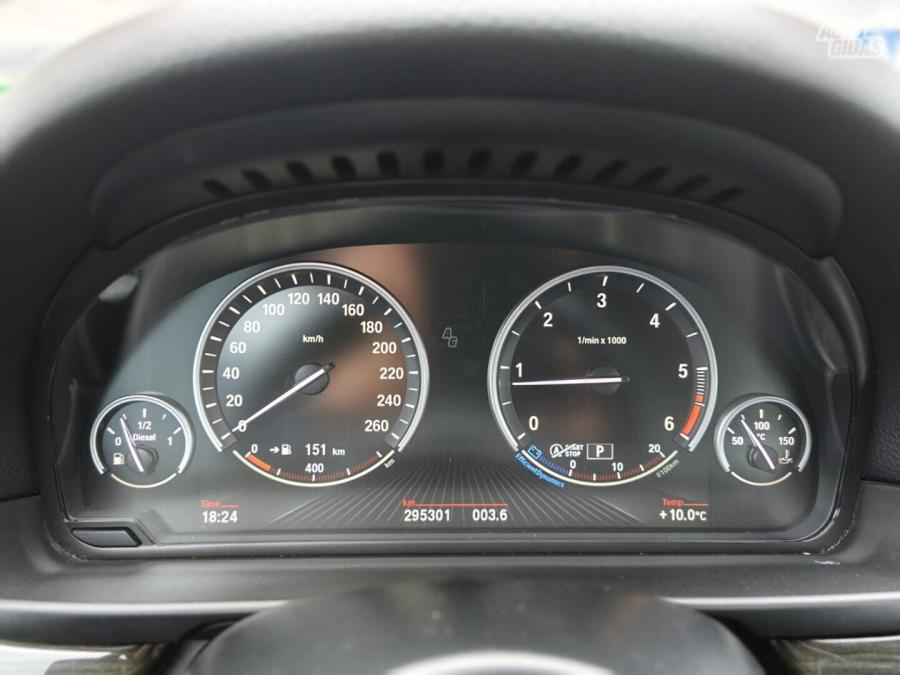 Black BMW 520 2015 in Siauliai, with an engine capacity of 2.00 L and mileage of 295 thousand km for 10500 €, photo 15 on AUTOMOTO.COM.LV