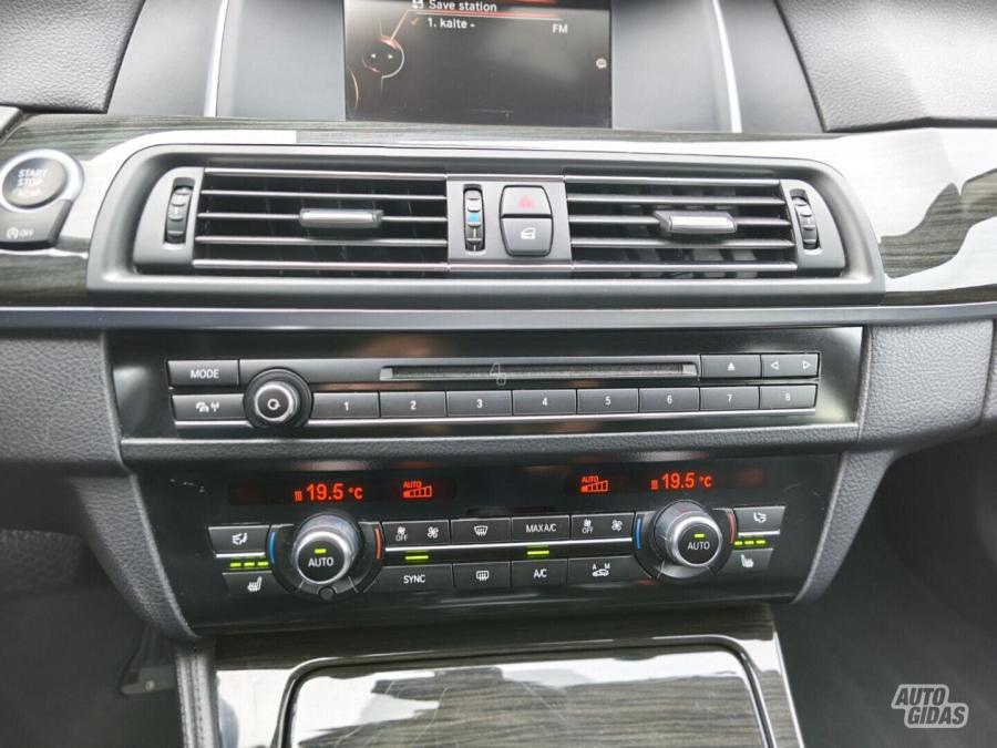 Black BMW 520 2015 in Siauliai, with an engine capacity of 2.00 L and mileage of 295 thousand km for 10500 €, photo 18 on AUTOMOTO.COM.LV
