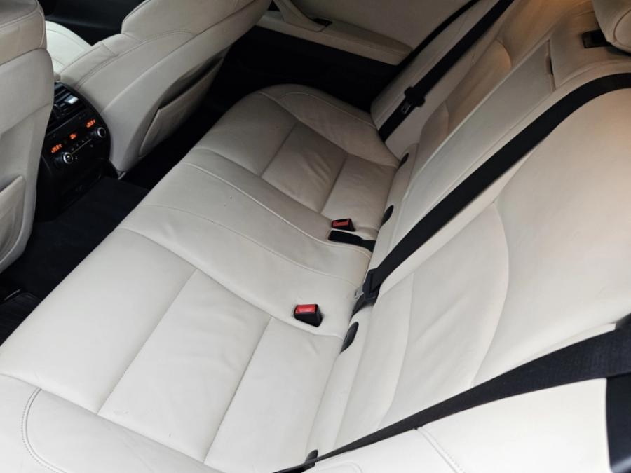 Melns BMW 520 2015 Rīga, ar dzinēja tilpumu 2.00 L un nobraukumu 315 tūkst. km par 11890 €, foto 13 vietnē AUTOMOTO.COM.LV