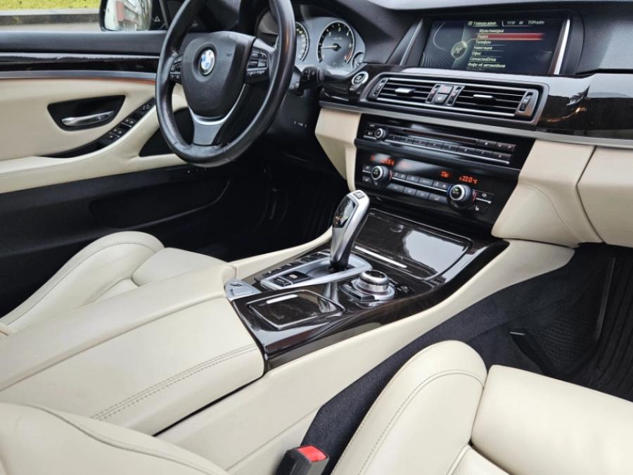 Melns BMW 520 2015 Rīga, ar dzinēja tilpumu 2.00 L un nobraukumu 315 tūkst. km par 11890 €, foto 20 vietnē AUTOMOTO.COM.LV