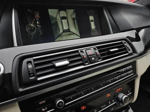 Черный БМВ 520 2015 в Екабпилс, объемом двигателя 2.00 л и пробегом 315 тыс. км за 11890 €, фото 30 на AUTOMOTO.COM.LV