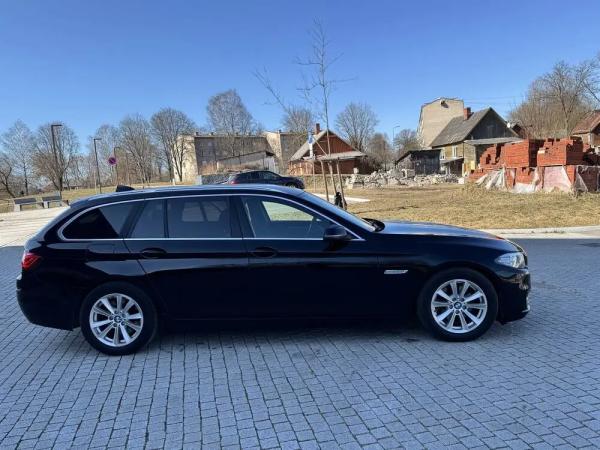 Black BMW 520 2015 in Rezekne, with an engine capacity of 2.00 L and mileage of 288 thousand km for 9900 €, photo 4 on AUTOMOTO.COM.LV