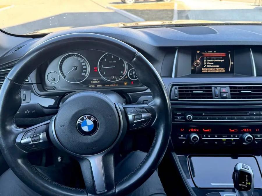 Melns BMW 520 2015 Rēzekne, ar dzinēja tilpumu 2.00 L un nobraukumu 288 tūkst. km par 9900 €, foto 14 vietnē AUTOMOTO.COM.LV