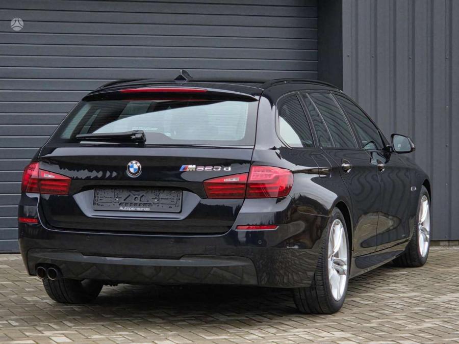 Black BMW 520 2015 in Kaunas, with an engine capacity of 2.00 L and mileage of 300 thousand km for 10999 €, photo 9 on AUTOMOTO.COM.LV