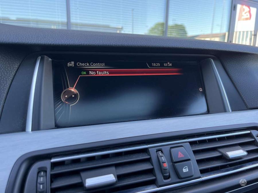 Melns BMW 520 2015 Kauņa, ar dzinēja tilpumu 2.00 L un nobraukumu 196 tūkst. km par 12500 €, foto 25 vietnē AUTOMOTO.COM.LV