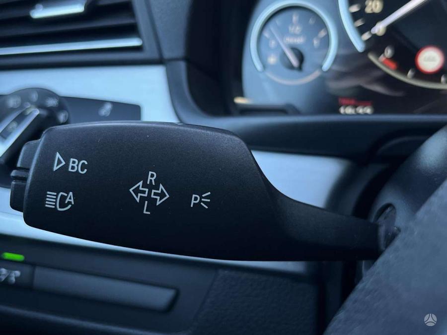 Melns BMW 520 2015 Kauņa, ar dzinēja tilpumu 2.00 L un nobraukumu 196 tūkst. km par 12500 €, foto 29 vietnē AUTOMOTO.COM.LV