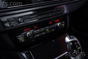 Melns BMW 520 2015 Jelgava, ar dzinēja tilpumu 2.00 L un nobraukumu 233 tūkst. km par 10200 €, foto 13 vietnē AUTOMOTO.COM.LV
