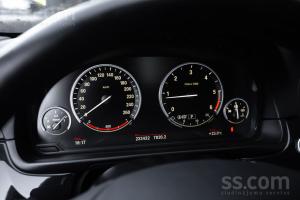 Melns BMW 520 2015 Jelgava, ar dzinēja tilpumu 2.00 L un nobraukumu 233 tūkst. km par 10200 €, foto 26 vietnē AUTOMOTO.COM.LV