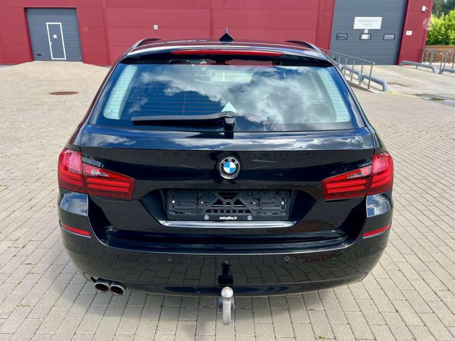 Melns BMW 520 2015 Kauņa, ar dzinēja tilpumu 2.00 L un nobraukumu 287 tūkst. km par 11290 €, foto 10 vietnē AUTOMOTO.COM.LV