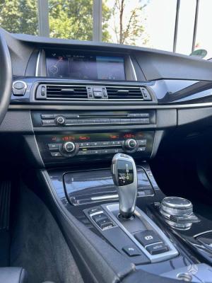 Melns BMW 520 2015 Kauņa, ar dzinēja tilpumu 2.00 L un nobraukumu 287 tūkst. km par 11290 €, foto 22 vietnē AUTOMOTO.COM.LV