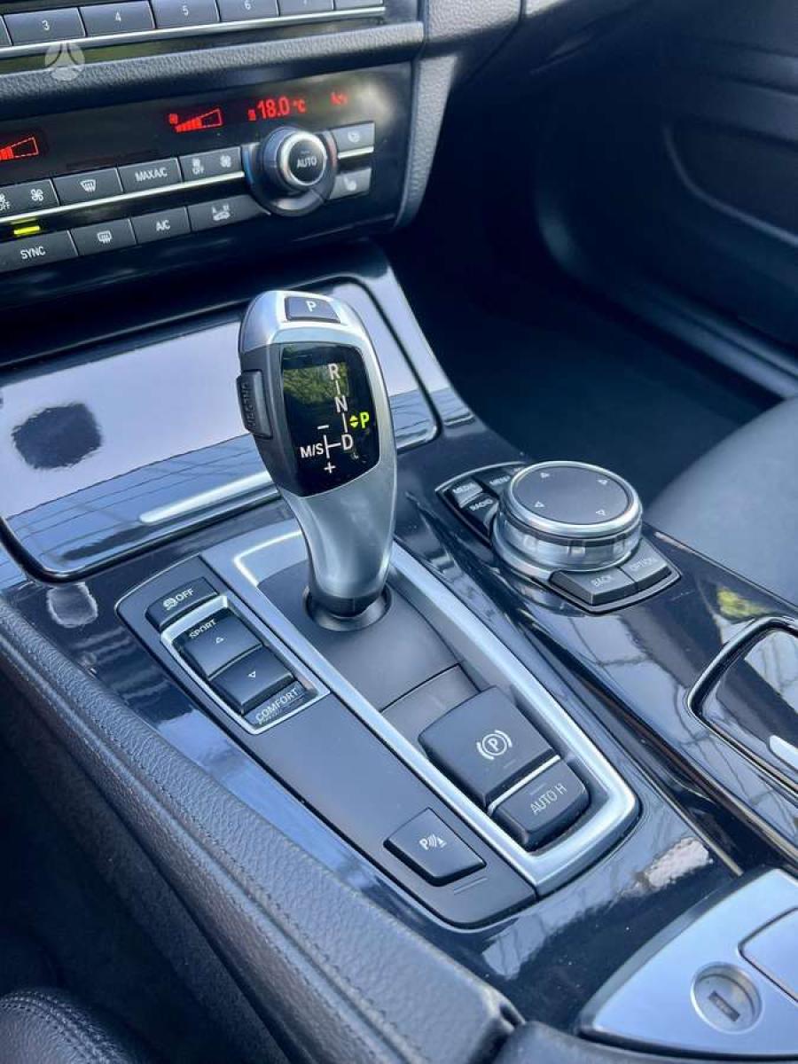 Melns BMW 520 2015 Kauņa, ar dzinēja tilpumu 2.00 L un nobraukumu 287 tūkst. km par 11290 €, foto 34 vietnē AUTOMOTO.COM.LV