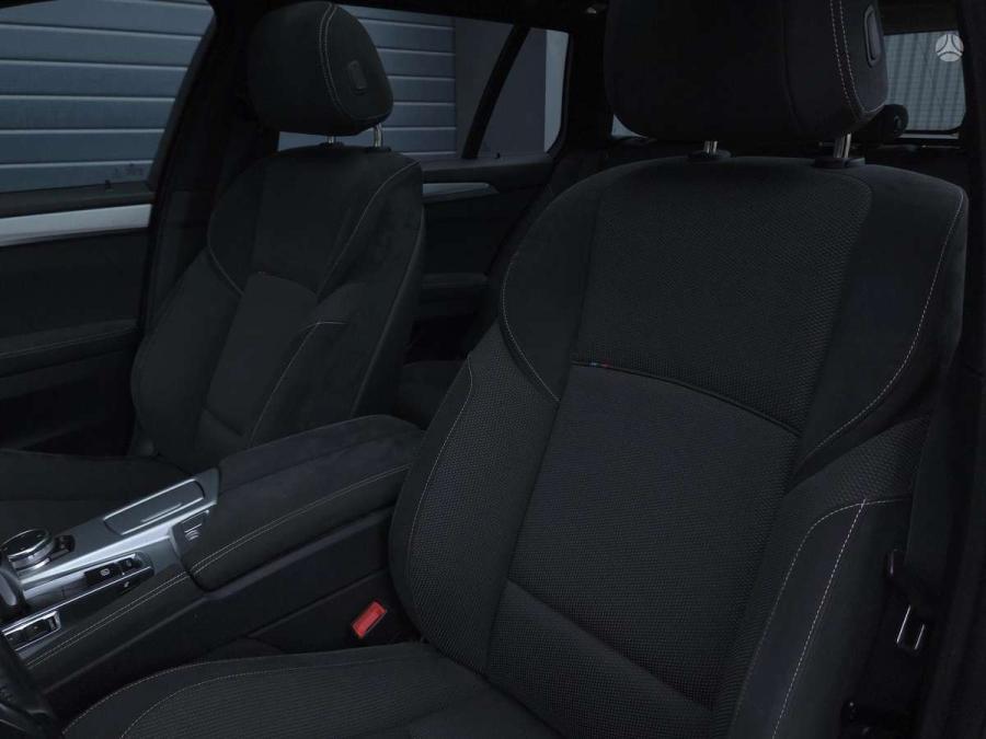 Black BMW 520 2015 in Kaunas, with an engine capacity of 2.00 L and mileage of 300 thousand km for 10999 €, photo 17 on AUTOMOTO.COM.LV