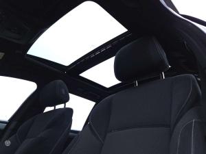 Black BMW 520 2015 in Kaunas, with an engine capacity of 2.00 L and mileage of 300 thousand km for 10999 €, photo 4 on AUTOMOTO.COM.LV