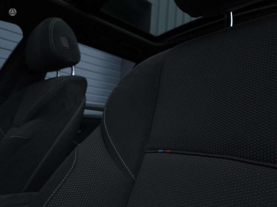 Black BMW 520 2015 in Kaunas, with an engine capacity of 2.00 L and mileage of 300 thousand km for 10999 €, photo 18 on AUTOMOTO.COM.LV