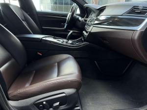 Melns BMW 520 2015 Kauņa, ar dzinēja tilpumu 2.00 L un nobraukumu 268 tūkst. km par 9200 €, foto 14 vietnē AUTOMOTO.COM.LV