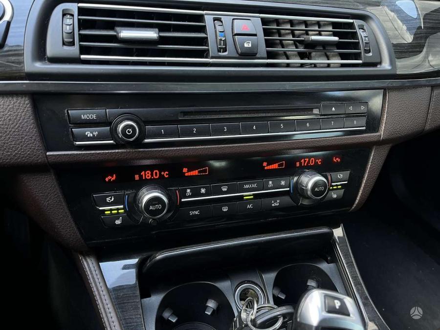 Melns BMW 520 2015 Kauņa, ar dzinēja tilpumu 2.00 L un nobraukumu 268 tūkst. km par 9200 €, foto 18 vietnē AUTOMOTO.COM.LV