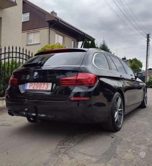 Melns BMW 520 2015 Marijampole, ar dzinēja tilpumu 2.00 L un nobraukumu 320 tūkst. km par 10800 €, foto 3 vietnē AUTOMOTO.COM.LV