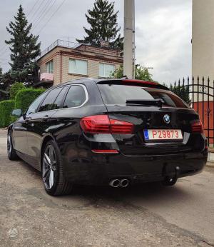 Melns BMW 520 2015 Marijampole, ar dzinēja tilpumu 2.00 L un nobraukumu 320 tūkst. km par 10800 €, foto 5 vietnē AUTOMOTO.COM.LV