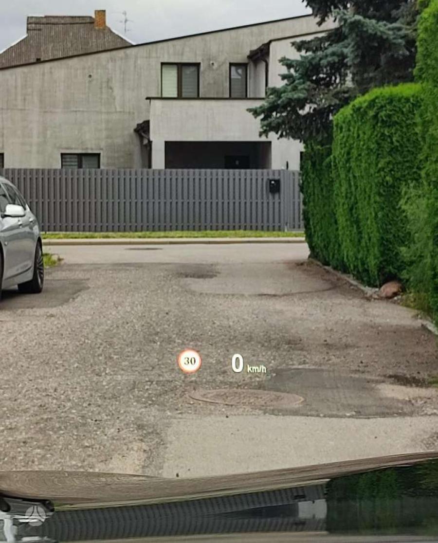 Melns BMW 520 2015 Marijampole, ar dzinēja tilpumu 2.00 L un nobraukumu 320 tūkst. km par 10800 €, foto 21 vietnē AUTOMOTO.COM.LV