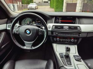 Melns BMW 520 2015 Marijampole, ar dzinēja tilpumu 2.00 L un nobraukumu 320 tūkst. km par 10800 €, foto 25 vietnē AUTOMOTO.COM.LV