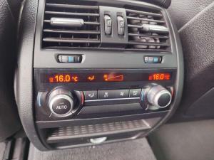 Melns BMW 520 2015 Marijampole, ar dzinēja tilpumu 2.00 L un nobraukumu 320 tūkst. km par 10800 €, foto 31 vietnē AUTOMOTO.COM.LV