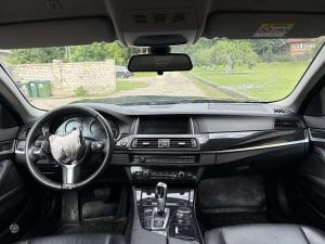 Melns BMW 520 2015 Raseiniai, ar dzinēja tilpumu 2.00 L un nobraukumu 330 tūkst. km par 3700 €, foto 10 vietnē AUTOMOTO.COM.LV