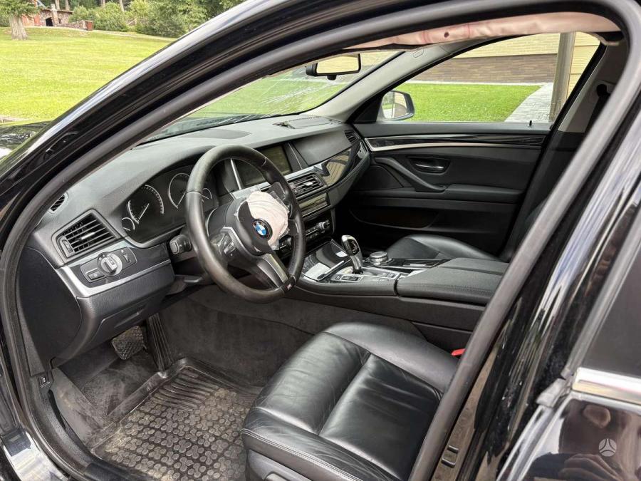 Melns BMW 520 2015 Raseiniai, ar dzinēja tilpumu 2.00 L un nobraukumu 330 tūkst. km par 3700 €, foto 12 vietnē AUTOMOTO.COM.LV