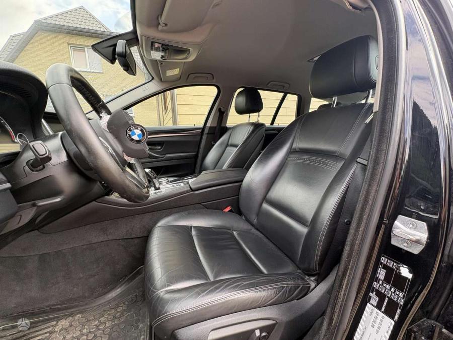 Melns BMW 520 2015 Raseiniai, ar dzinēja tilpumu 2.00 L un nobraukumu 330 tūkst. km par 3700 €, foto 14 vietnē AUTOMOTO.COM.LV