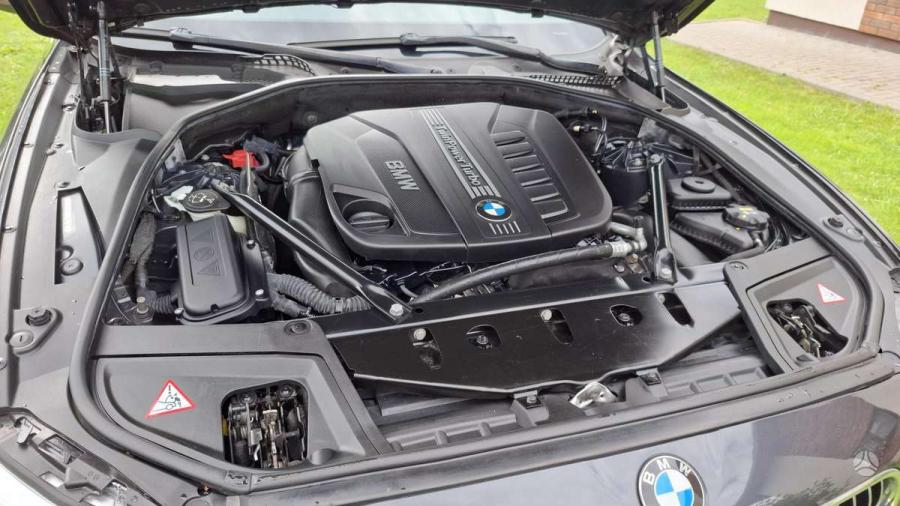 Melns BMW 520 2015 Ignalina, ar dzinēja tilpumu 2.99 L un nobraukumu 283 tūkst. km par 11200 €, foto 16 vietnē AUTOMOTO.COM.LV