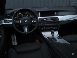 Black BMW 520 2015 in Kaunas, with an engine capacity of 2.00 L and mileage of 300 thousand km for 10999 €, photo 6 on AUTOMOTO.COM.LV
