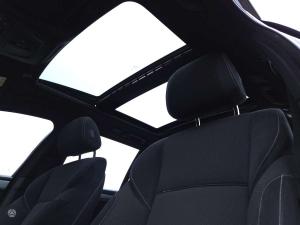 Black BMW 520 2015 in Kaunas, with an engine capacity of 2.00 L and mileage of 300 thousand km for 10999 €, photo 7 on AUTOMOTO.COM.LV