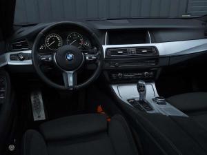 Black BMW 520 2015 in Kaunas, with an engine capacity of 2.00 L and mileage of 300 thousand km for 10999 €, photo 15 on AUTOMOTO.COM.LV