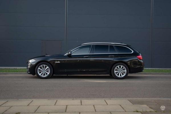 Melns BMW 520 2015 Viļņa, ar dzinēja tilpumu 2.00 L un nobraukumu 275 tūkst. km par 11399 €, foto 5 vietnē AUTOMOTO.COM.LV