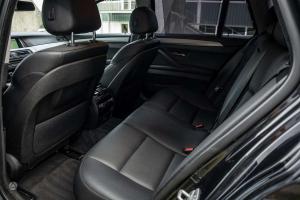 Black BMW 520 2015 in Vilnius, with an engine capacity of 2.00 L and mileage of 275 thousand km for 11399 €, photo 25 on AUTOMOTO.COM.LV