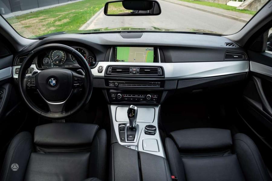 Black BMW 520 2015 in Vilnius, with an engine capacity of 2.00 L and mileage of 275 thousand km for 11399 €, photo 27 on AUTOMOTO.COM.LV