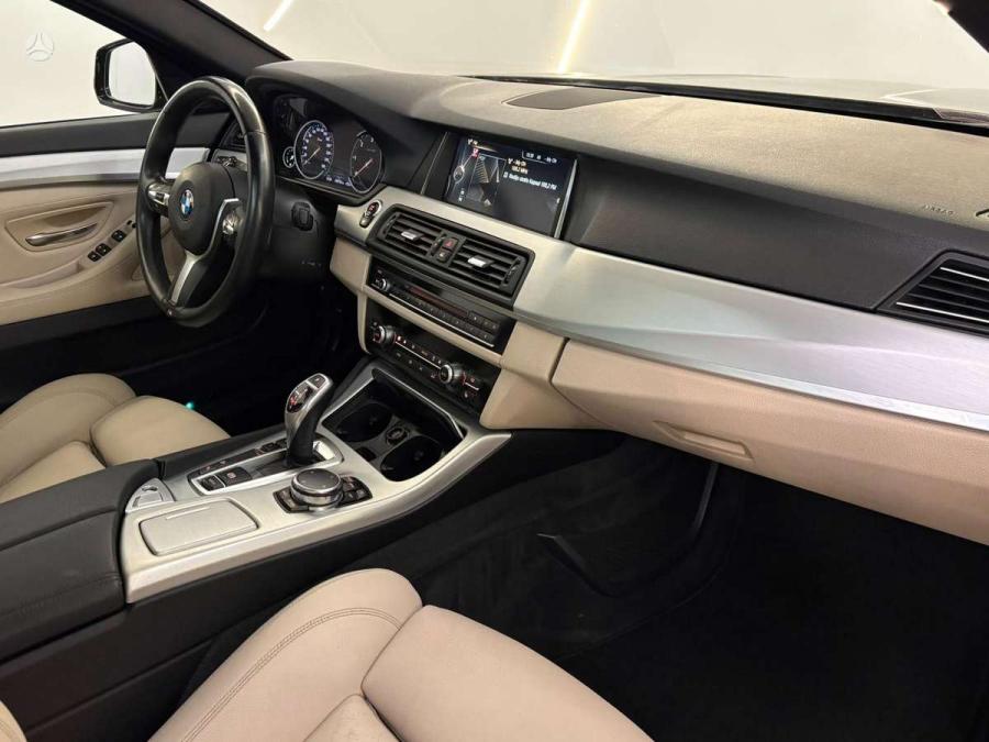 Melns BMW 520 2015 Marijampole, ar dzinēja tilpumu 2.00 L un nobraukumu 291 tūkst. km par 10999 €, foto 12 vietnē AUTOMOTO.COM.LV