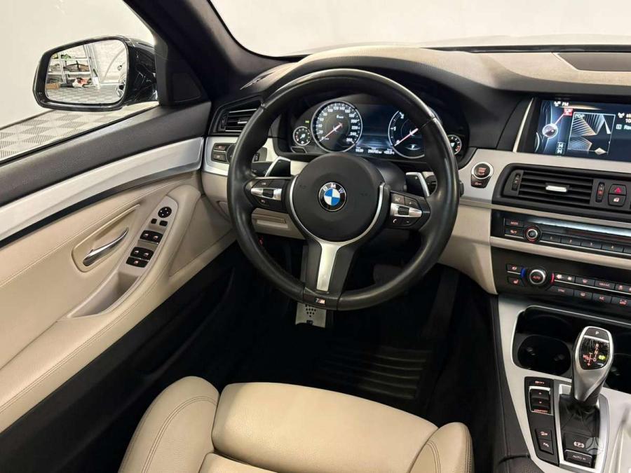Melns BMW 520 2015 Marijampole, ar dzinēja tilpumu 2.00 L un nobraukumu 291 tūkst. km par 10999 €, foto 14 vietnē AUTOMOTO.COM.LV