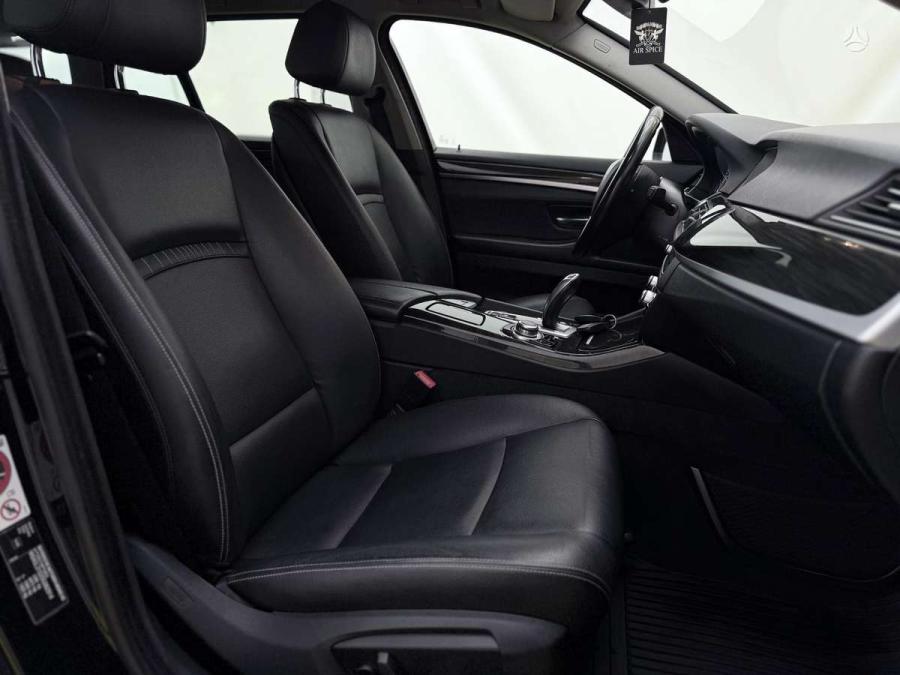 Melns BMW 520 2015 Viļņa, ar dzinēja tilpumu 2.00 L un nobraukumu 249 tūkst. km par 10690 €, foto 16 vietnē AUTOMOTO.COM.LV