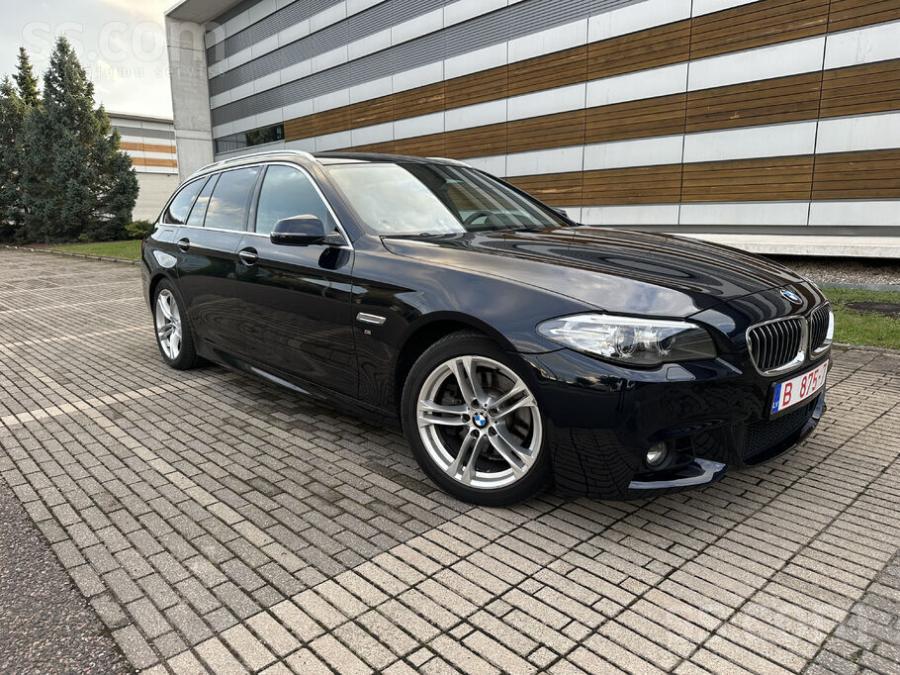 Black BMW 520 2015 in Riga, with an engine capacity of 2.00 L and mileage of 318 thousand km for 11750 €, photo 3 on AUTOMOTO.COM.LV