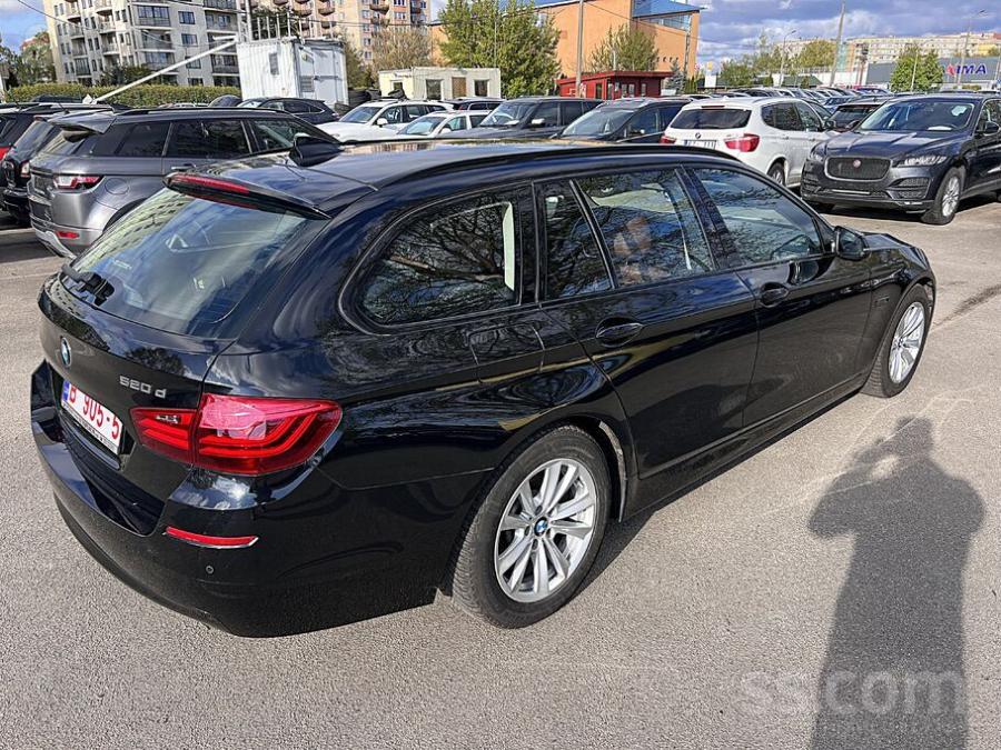 Black BMW 520 2016 in Riga, with an engine capacity of 2.00 L and mileage of 254 thousand km for 3200 €, photo 4 on AUTOMOTO.COM.LV
