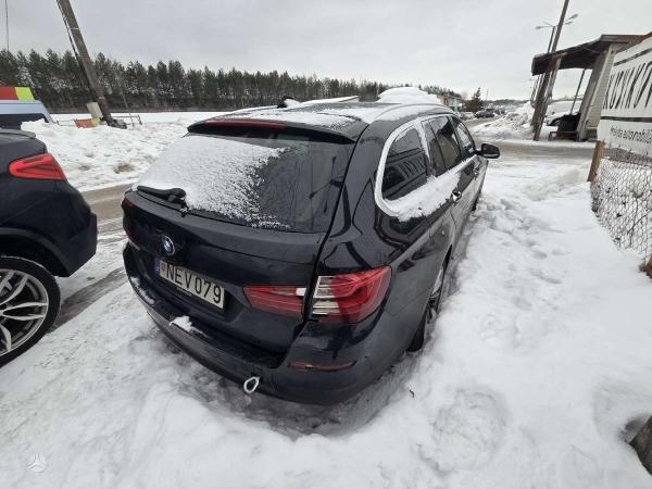 Black BMW 520 2016 in Vilnius, with an engine capacity of 2.00 L and mileage of 370 thousand km for 6200 €, photo 4 on AUTOMOTO.COM.LV