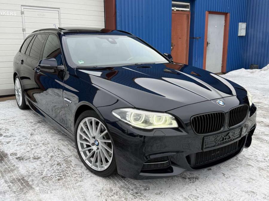 Black BMW 520 2016 in Prienai, with an engine capacity of 2.00 L and mileage of 275 thousand km for 13900 €, photo 2 on AUTOMOTO.COM.LV