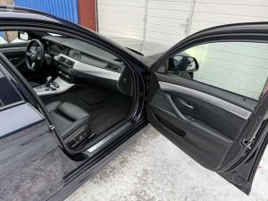 Black BMW 520 2016 in Prienai, with an engine capacity of 2.00 L and mileage of 275 thousand km for 13900 €, photo 31 on AUTOMOTO.COM.LV