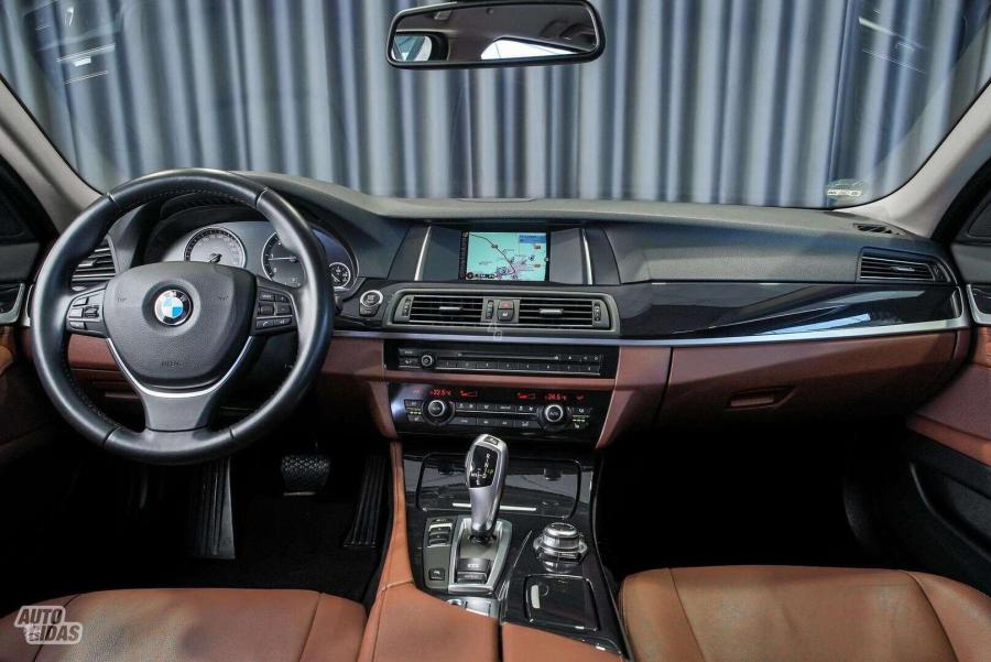Melns BMW 520 2016 Marijampole, ar dzinēja tilpumu 2.00 L un nobraukumu 309 tūkst. km par 10450 €, foto 16 vietnē AUTOMOTO.COM.LV
