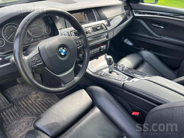 Melns BMW 520 2016 Bauska, ar dzinēja tilpumu 2.00 L un nobraukumu 282 tūkst. km par 13700 €, foto 9 vietnē AUTOMOTO.COM.LV