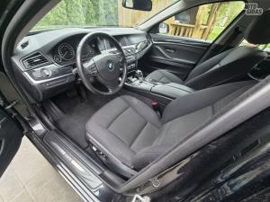 Black BMW 520 2016 in Sakiai, with an engine capacity of 2.00 L and mileage of 380 thousand km for 7999 €, photo 8 on AUTOMOTO.COM.LV