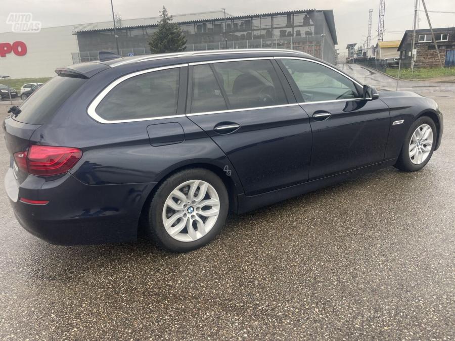 Black BMW 520 2016 in Kaunas, with an engine capacity of 2.00 L and mileage of 210 thousand km for 12100 €, photo 11 on AUTOMOTO.COM.LV