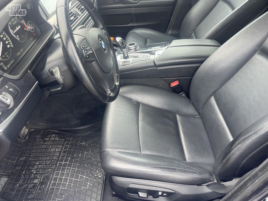 Black BMW 520 2016 in Kaunas, with an engine capacity of 2.00 L and mileage of 210 thousand km for 12100 €, photo 24 on AUTOMOTO.COM.LV