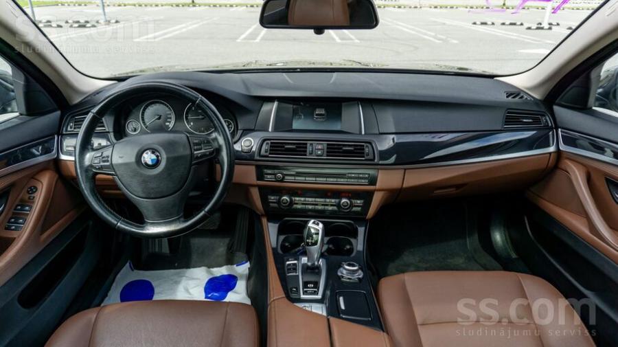 Black BMW 520 2016 in Riga, with an engine capacity of 2.00 L and mileage of 268 thousand km for 11490 €, photo 13 on AUTOMOTO.COM.LV