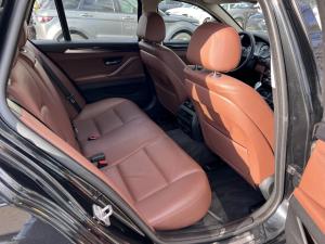 Melns BMW 520 2016 Rīga, ar dzinēja tilpumu 2.00 L un nobraukumu 254 tūkst. km par 11950 €, foto 3 vietnē AUTOMOTO.COM.LV